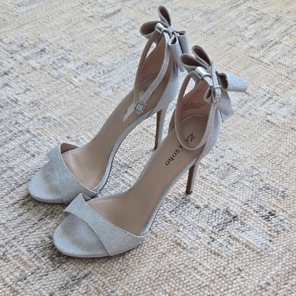 Zigi Soho | Shoes | Zigi Soho Silver High Heel Sandals With Bow | Poshmark